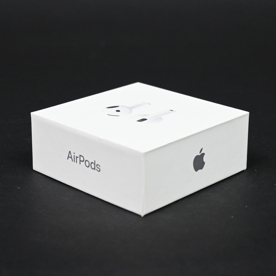 Apple AirPods 4 (4th Generation) Wireless Bluetooth Earbuds Headphones ...