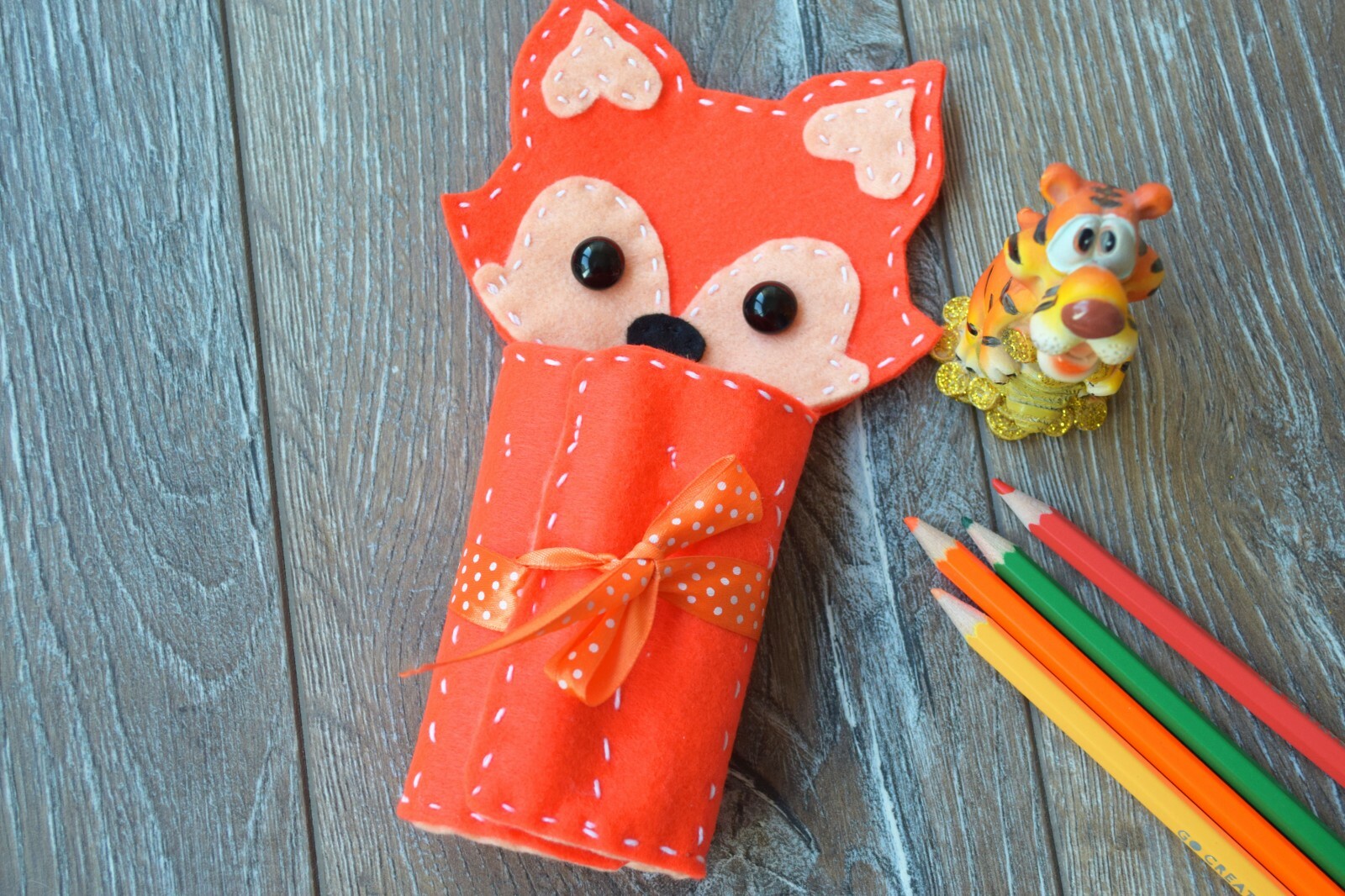 Fox Crayon Holder Felt Animal Organizer roll up case Art supplies Kids ...