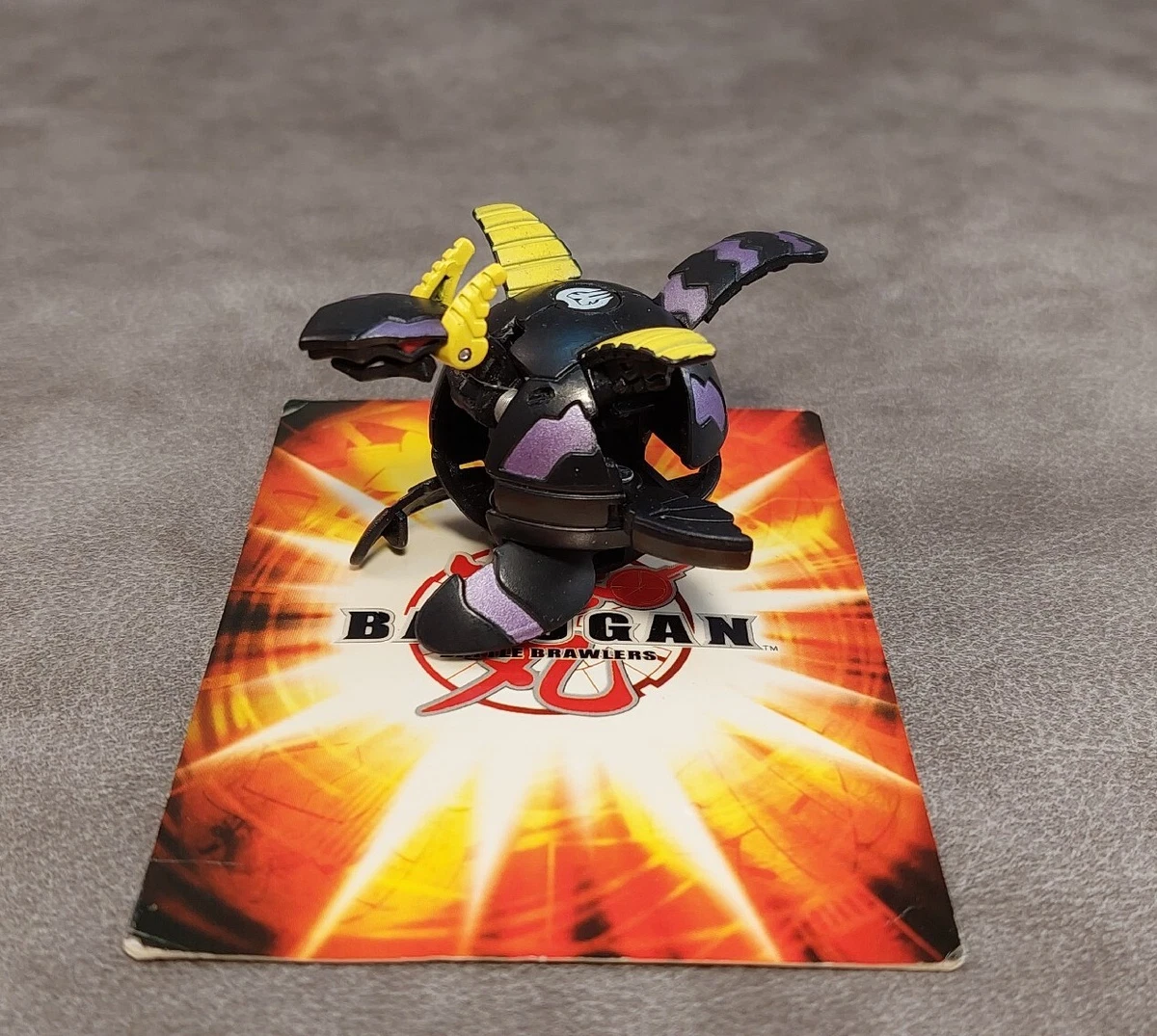 Bakugan Midnight Percival