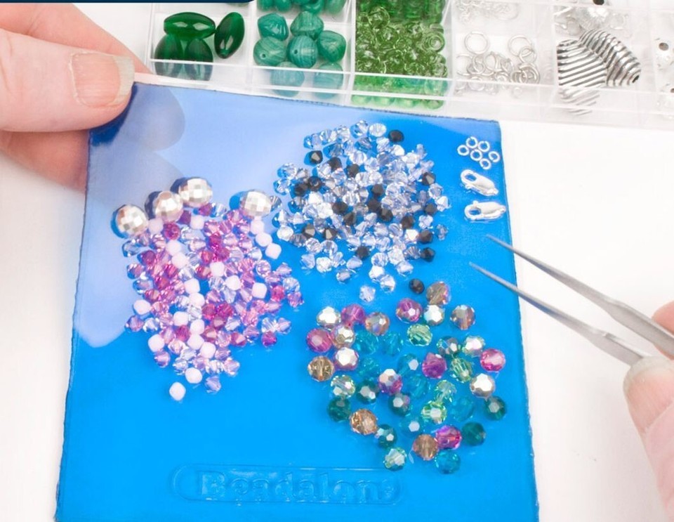 1 Beadalon TACKY 4 1/4" Square Bead Mat To Hold Small Beads & Findings ...