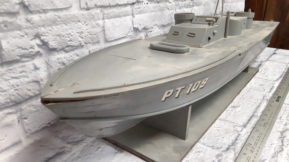 Vintage DUMAS RC BOAT - 33" - NAVY PT-109 - 1942 Torpedo Boat WWII | eBay