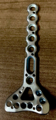 Arthrex Titanium Volar Distal Radius Plate, 7-hole, wide width, left | eBay