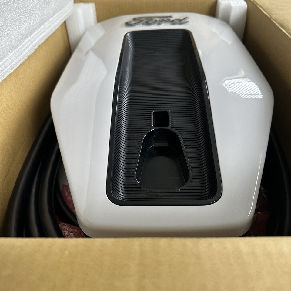 Ford Pro F-150 F-150 Lightning MachE EV 80A Station 80Amp Charging ...