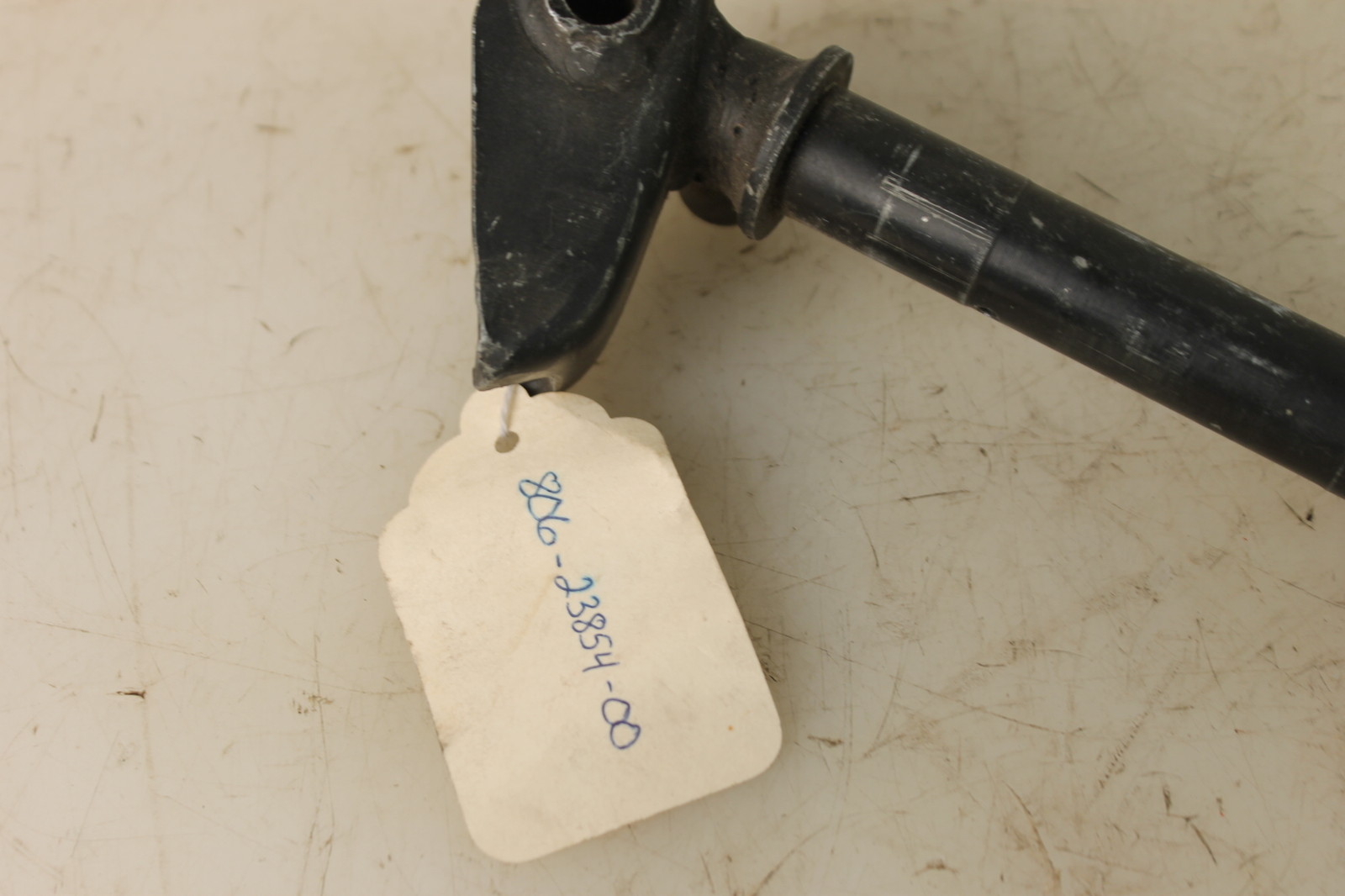 NEW OEM Yamaha Snowmobile Right Spindle SS338 SL338 SS396 SL292 GP643 ...