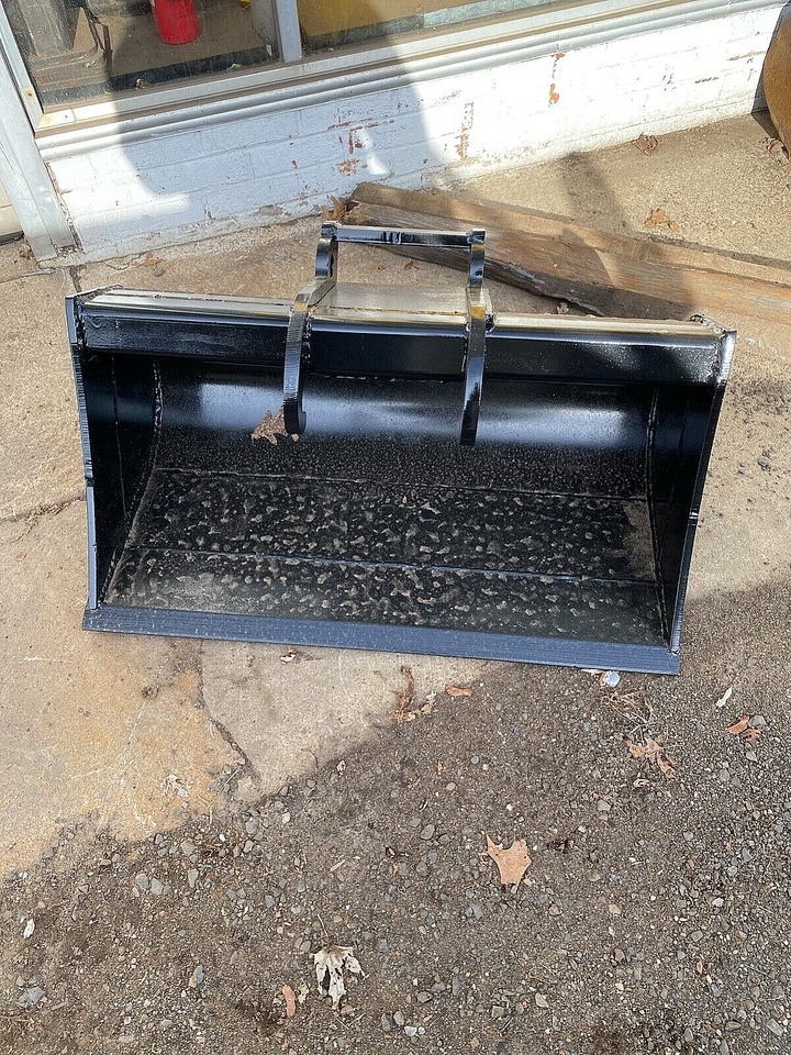 BOBCAT 36" QUICK ATTACH X-CHANGE EXCAVATOR GRADING BUCKET MADE IN USA ...