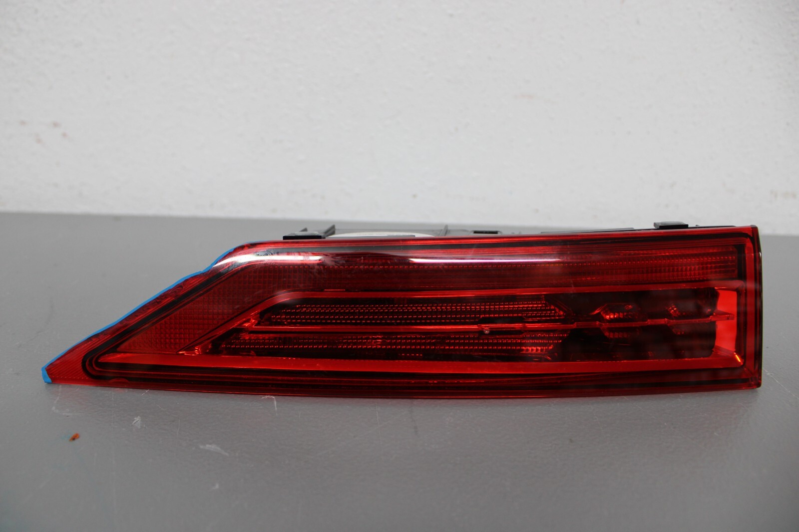 2018 2019 VOLVO XC60 MK2 LEFT SIDE INNER TAIL LIGHT | eBay