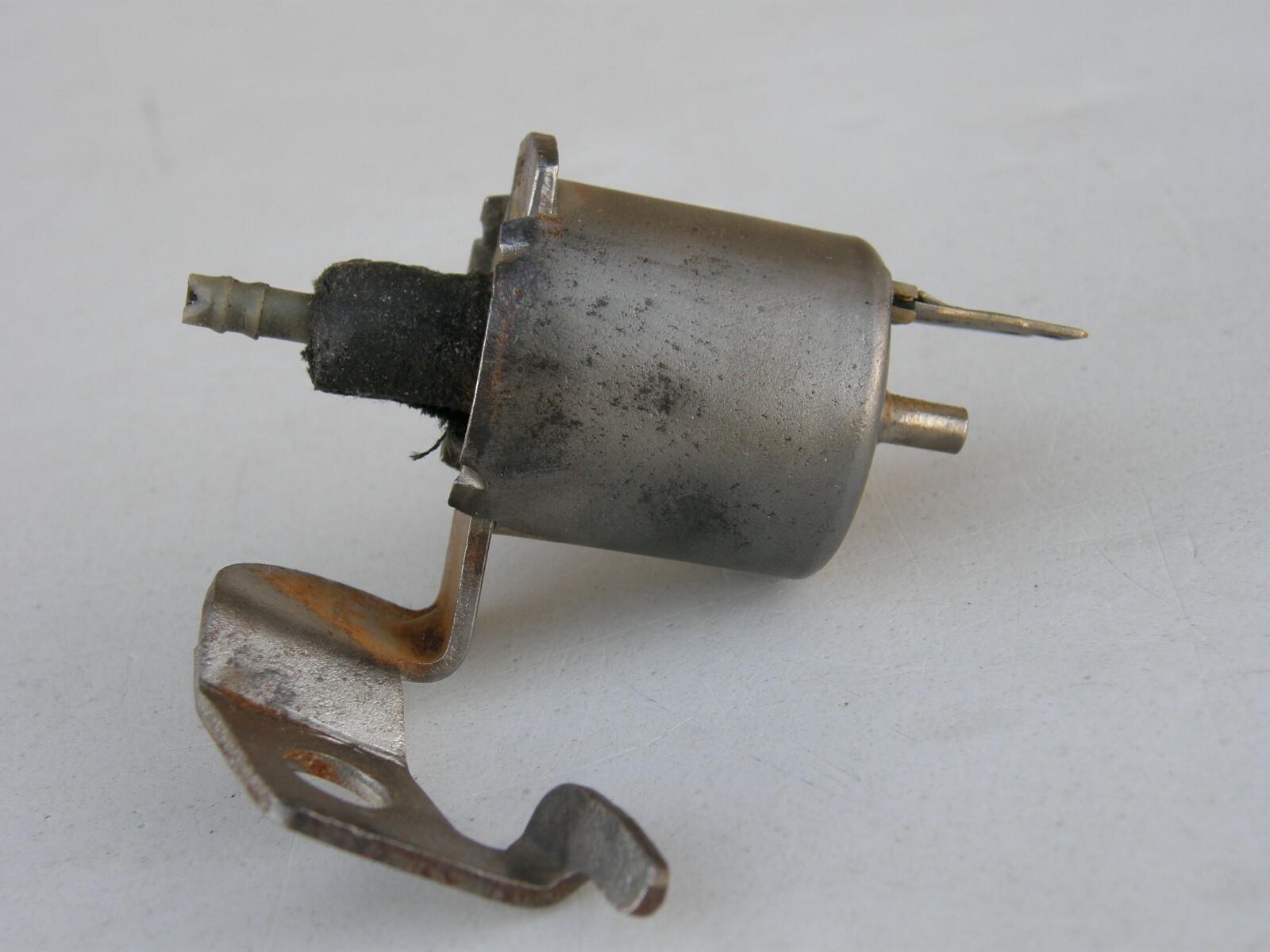 1997-2003 GM Chevy Buick Olds Pontiac TCS Solenoid & Bracket DR 1997433 ...