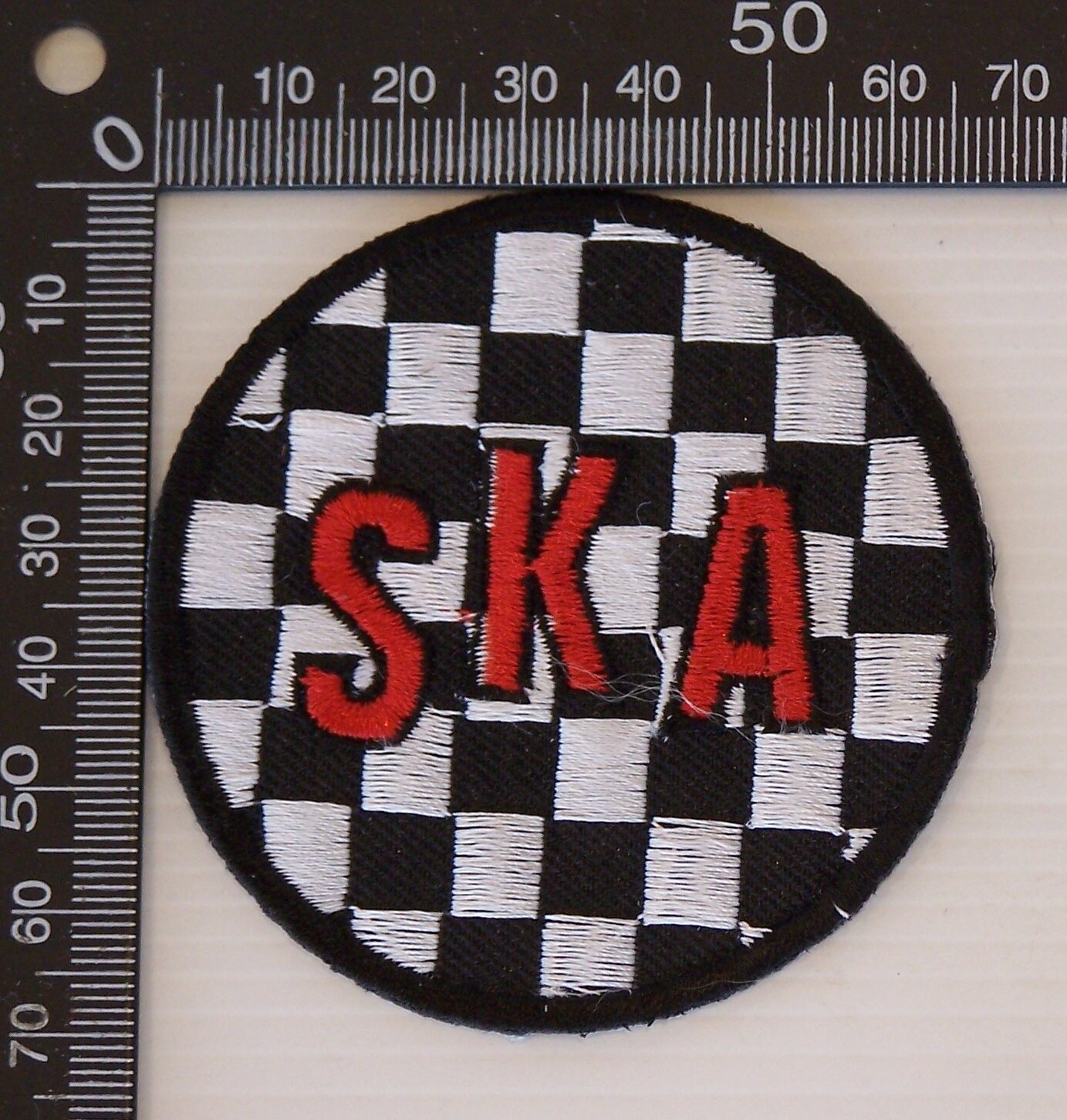 VINTAGE SKA CHEQUERED DESIGN EMBROIDERED BAND MUSIC PATCH CLOTH SEW-ON ...