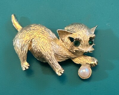 Vintage Jewelry Brooch Pin Pell Cat Playing with Faux Pearl Rhinestone ...