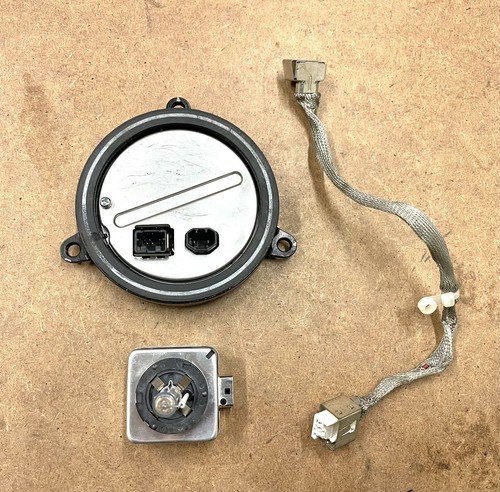 OEM 10-13 Chevy Camaro Xenon Ballast HID Control Unit Computer Module ...