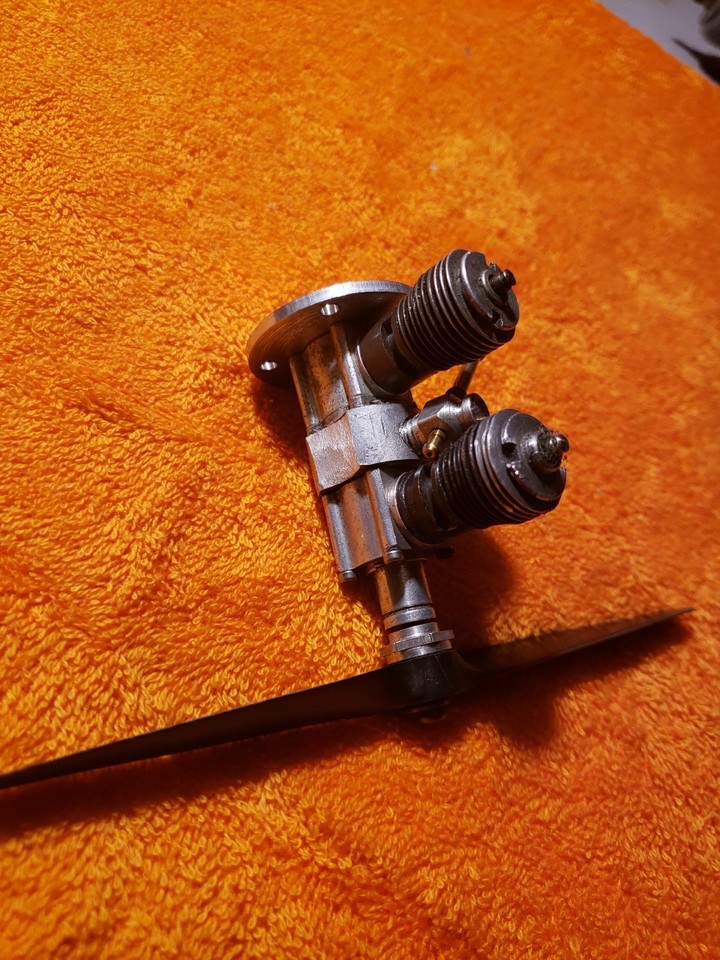 Cox Engine - Custom Inline Twin Cylinder Cox Motor Rare - KIK25 | eBay