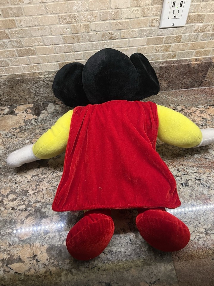 Vintage Y2K Mighty Mouse Stuffed Toy Figure Plush Red Cape 2005 VTG ...