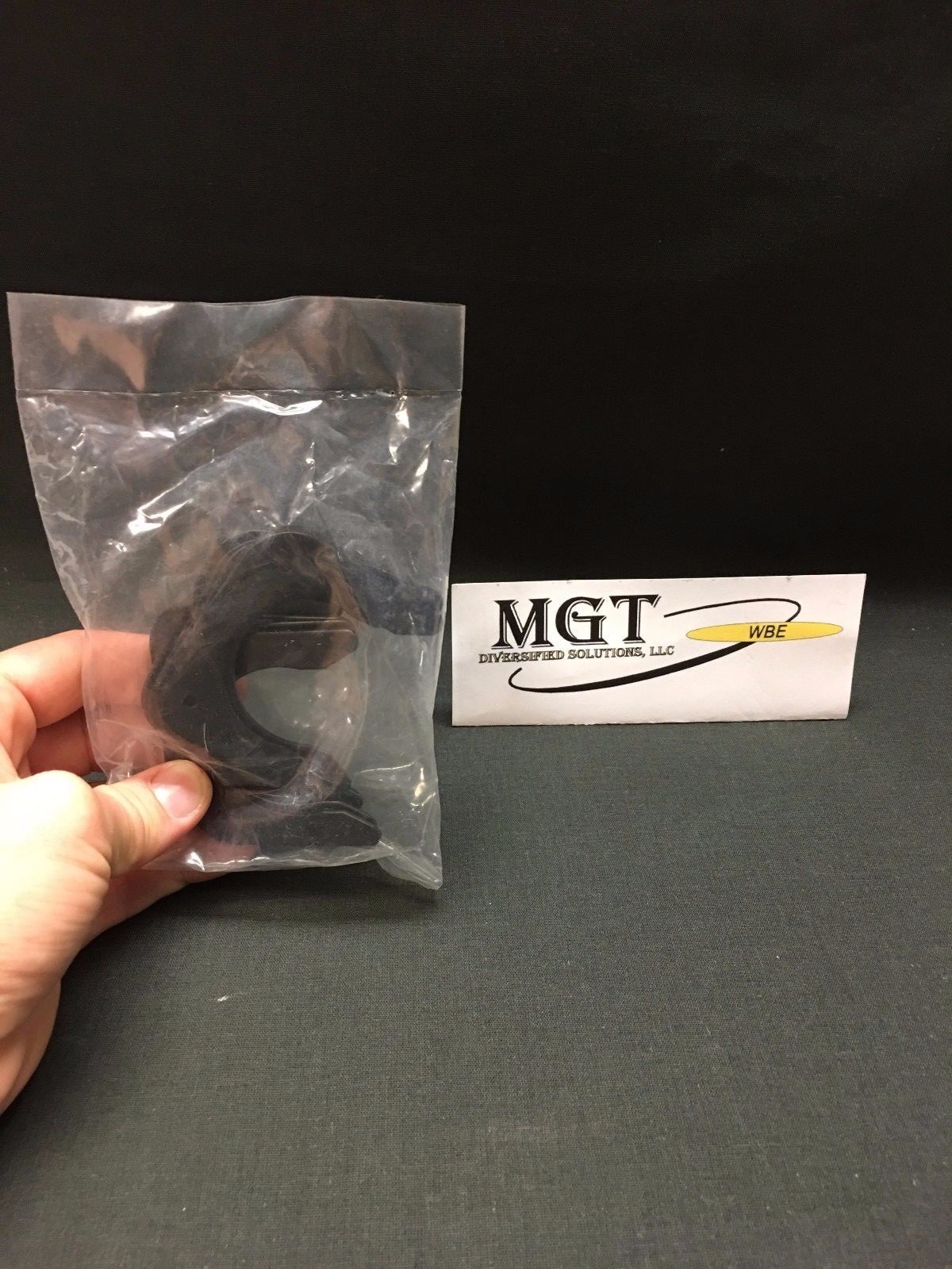 ADC/COMMSCOPE / FIBERGUIDE / FGS-HFRR-10 / RETAINER RINGS / SET OF 10 ...