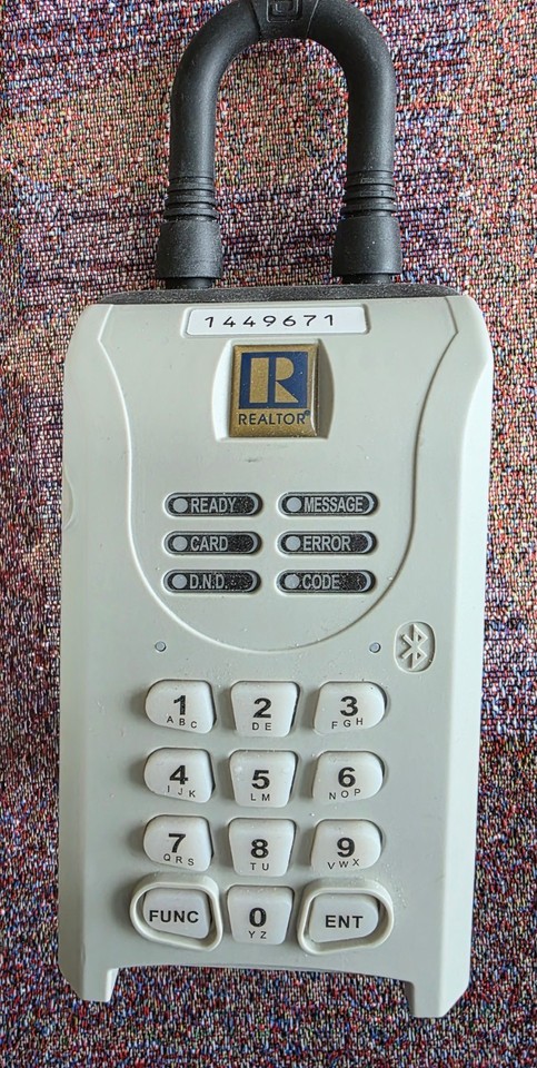 Bluetooth Realtor Lockbox Sentrilock SL30708-01. Used, excellent ...