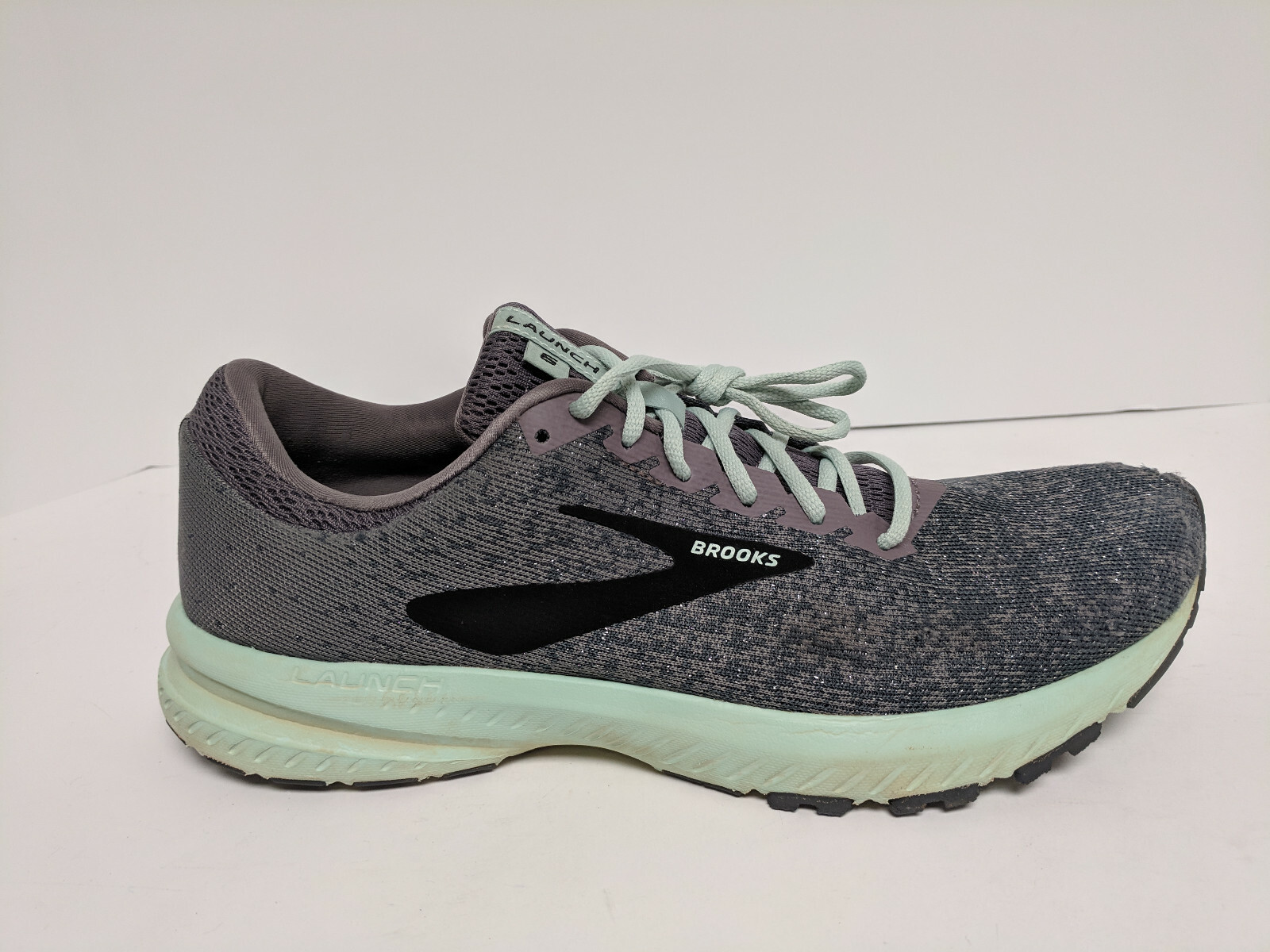 Brooks Launch 6 Road Running Shoes, Gray, Womens 11 M - Gem
