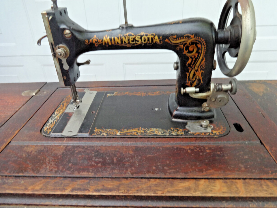 1900's Antique Minnesota Treadle Sewing Machine with 7 Drawer Cabinet ...