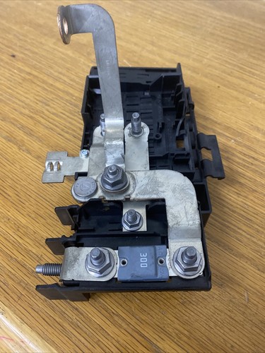 Mercedes Benz GLA Class GLA250 Engine Fuse Relay Box OEM 2016 ...