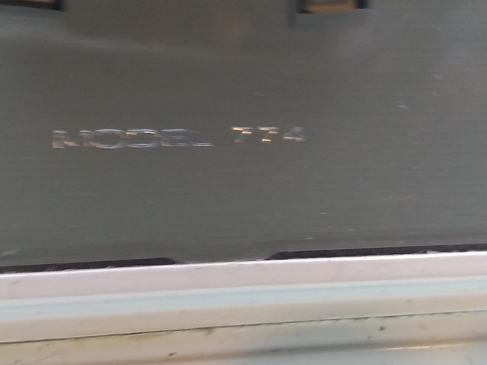 Singer 774 Zig-Zag Styling Electric Sewing Machine & Power Pedal ...