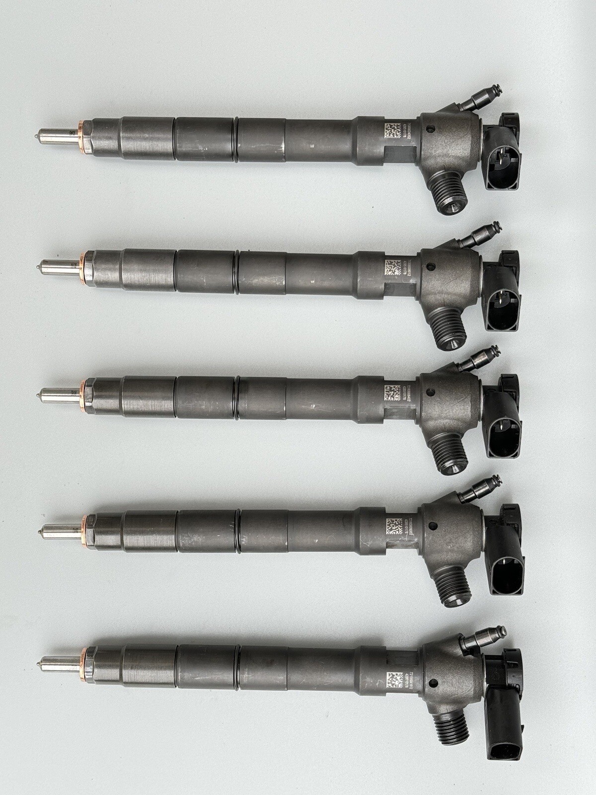 4x Fuel Injector Nozzle 28565337 04l130277bb VW Bus AUDI Seat SKODA ...