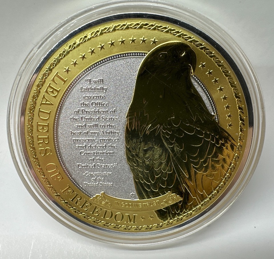 Donald Trump Commemorative Coin 4oz 2.75" - 45th President w/Golden ...