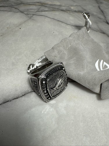 ASUS ROG RTX 40 Series STRIX Limited Edition Alloy Ring White Gold ...