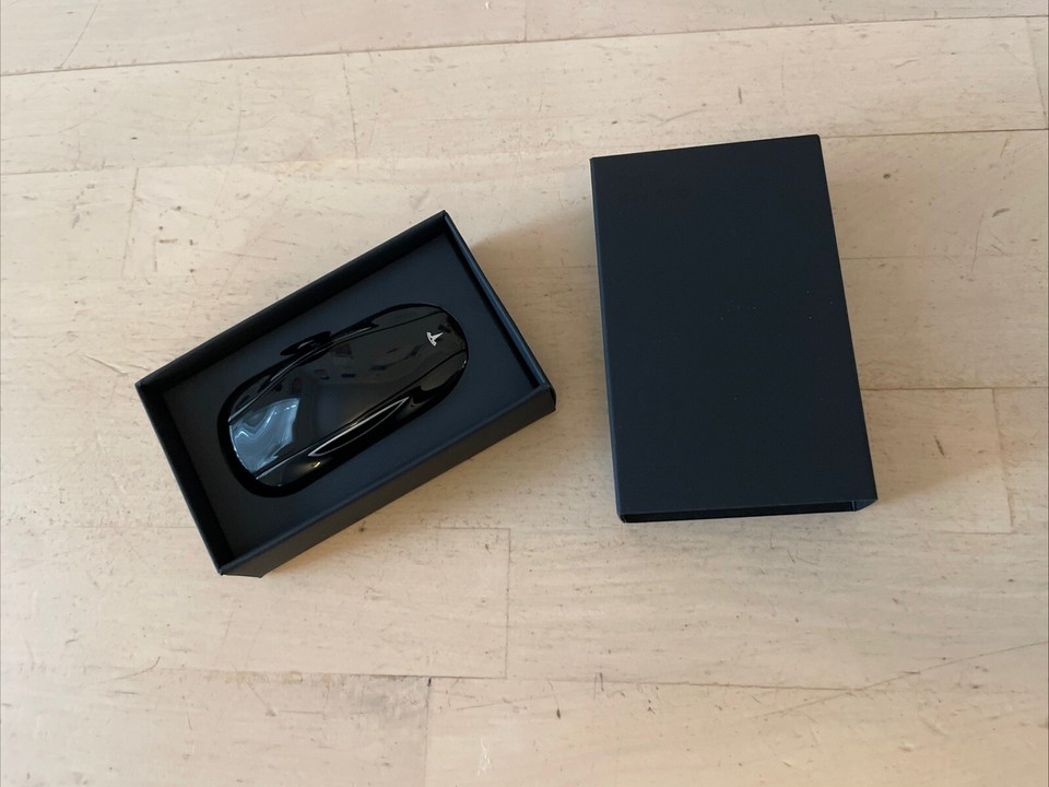 NEW OEM TESLA Model 3 Y 2017-2025 Smart Key Fob keyfob 1819445-00-B | eBay