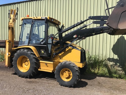 Caterpillar Jcb CAT 428C Digger 3cx One Owner Low Hours Excellent ...