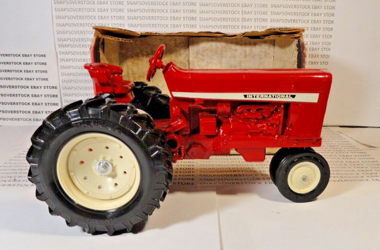 VINTAGE 1980 ERTL INTERNATIONAL FARMALL NARROW FRONT FARM TRACTOR #415 ...