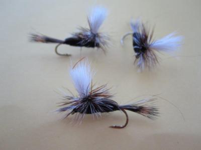1 DZ Q-6 PARACHUTE HUMPY'S (COLORS) DRY FLIES TROUT NYMPHS ***GRAB THIS ...