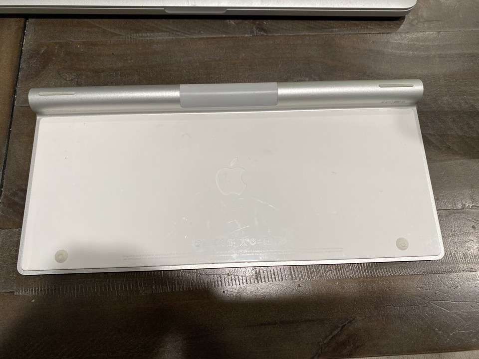 Apple Wireless Bluetooth Keyboard Model A1314 work great | eBay