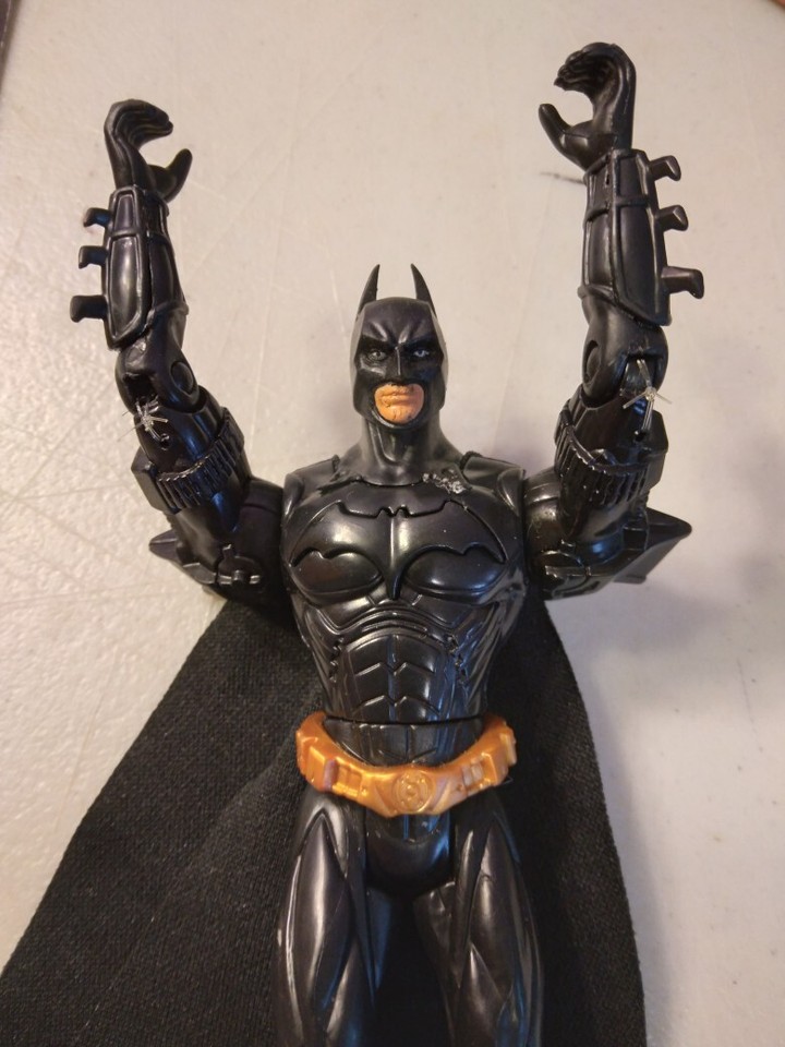 Batman TDK Electro Strike Batman 2007 w/Power Tek Electro Weapon age 4 ...