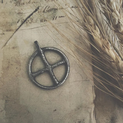 Silver Solar Cross pendant, HAND CARVED, pagan gothic celtic Darkwood ...