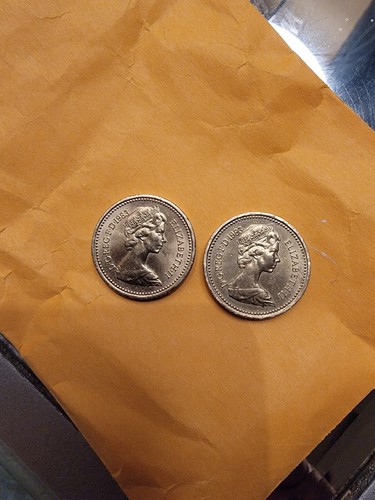 1983 Queen Elizabeth II One Pound coin - ERROR on Side Coin | eBay