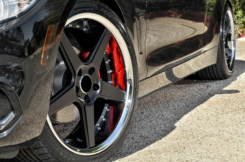 (4) 22" Staggered Azad Wheels AZ008 Semi Gloss Black with Chrome Lip ...