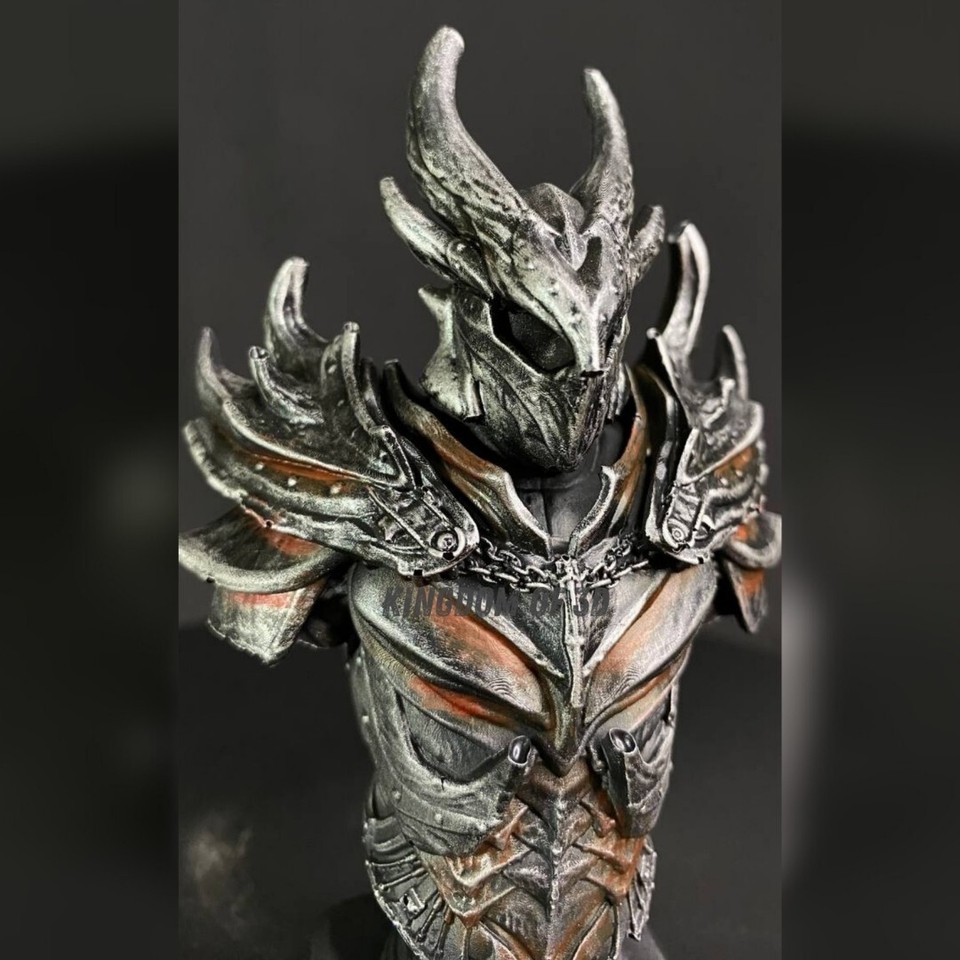 Skyrim Daedric Armor Bust, Elder Scrolls Skyrim Figurines, Resin Statue ...