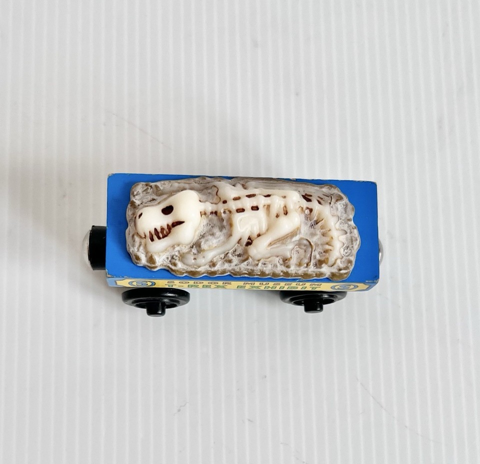 Thomas the Train Wooden Railway Sodor Museum T-Rex Exhibit Fossil Car ...