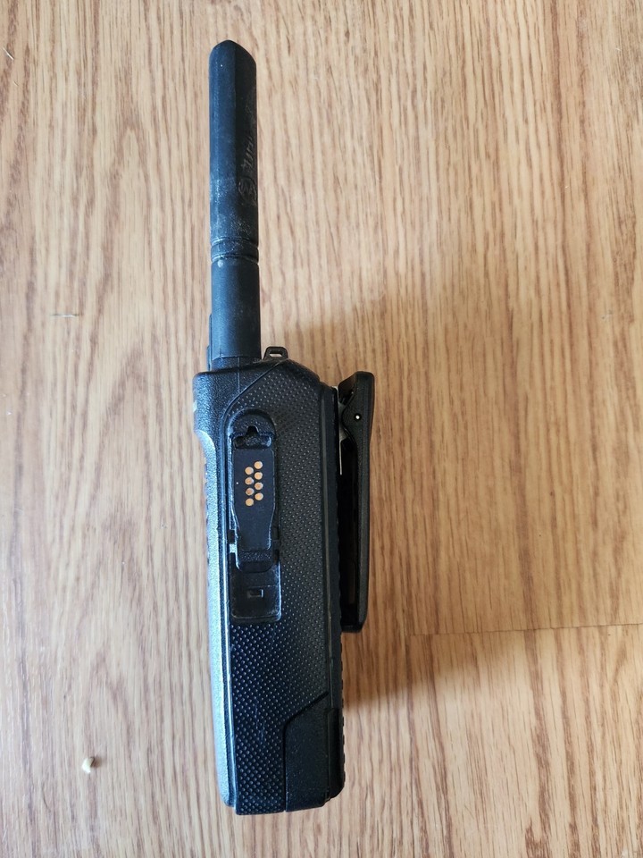 Motorola XPR 3300e Walkie-Talkie AAH02RDC9VA1AN | eBay