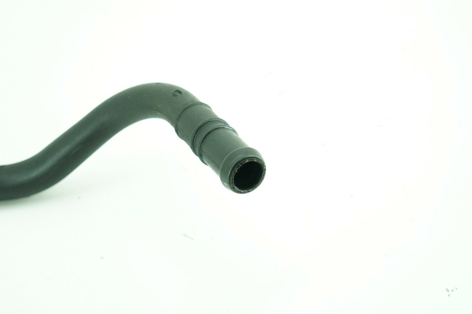 Mercedes E320 E350 03-09 Engine Coolant Recovery Tank Hose Pipe Line ...