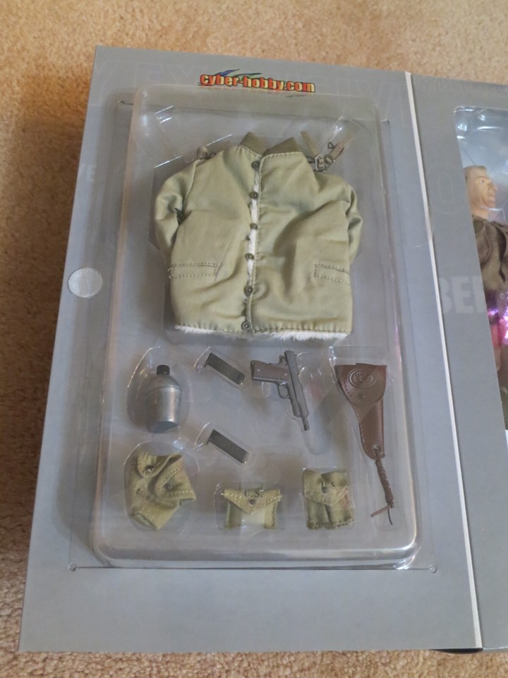 DRAGON WWII Colonel Charles Kit Carson #70574 NEW Cyber-Hobby Exclusive ...