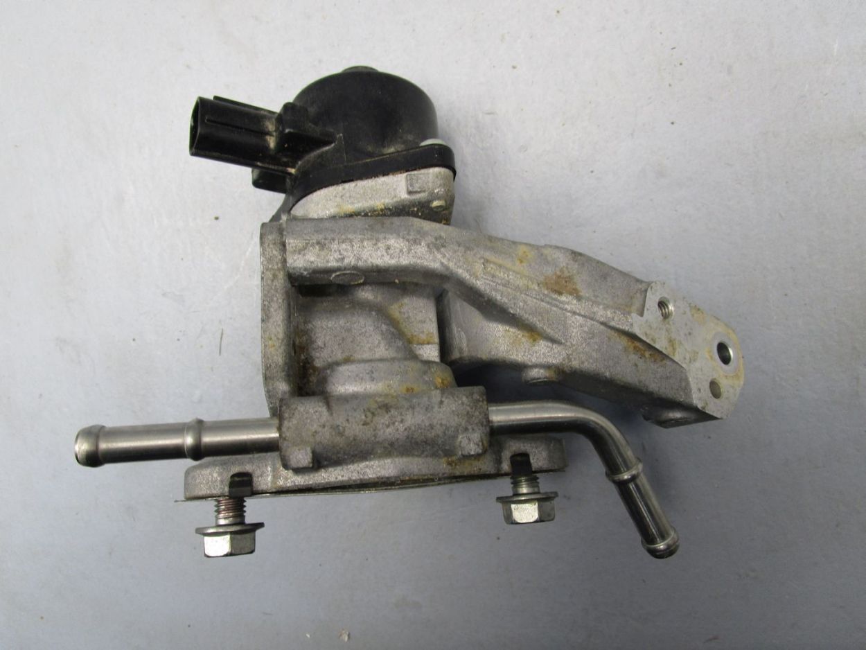 Vanne / Valve AGR pour Toyota Rav 4 V (A5, H5) 2,5 Hybrid AWD 25620 ...