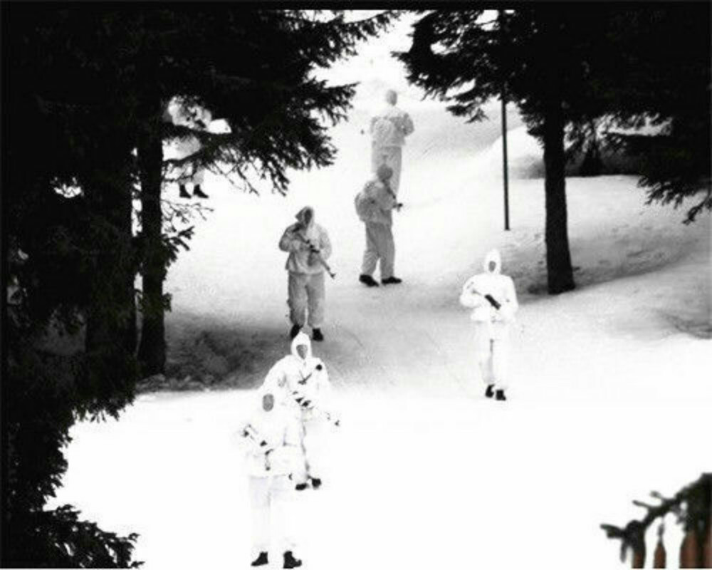 Snow Ghillie Suits