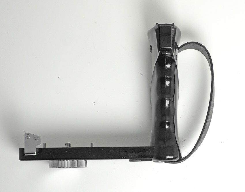 Mamiya Left Hand Camera Grip For RB-67 Medium Format Cameras | eBay