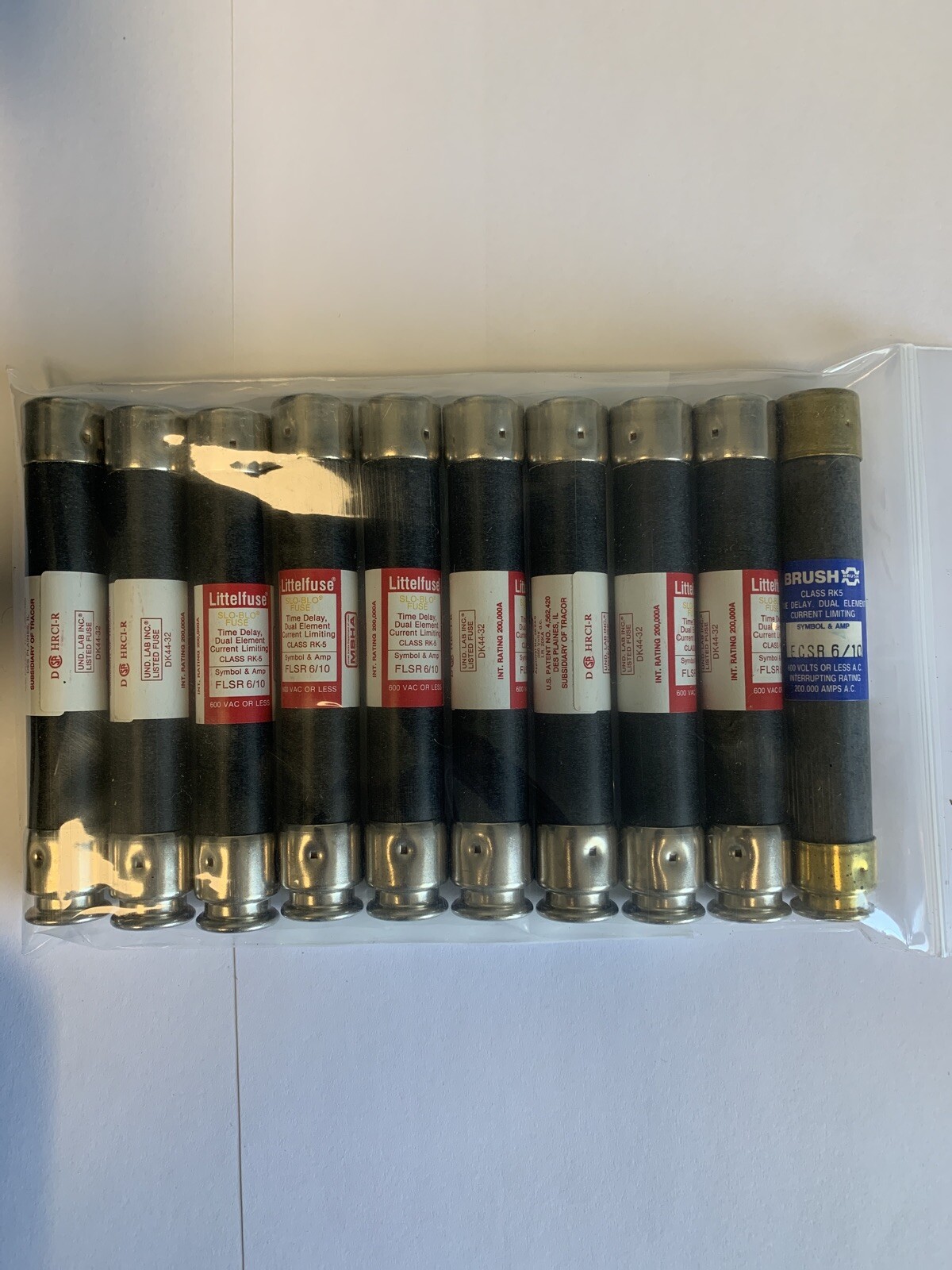 Lot of 10 Assorted 6/10A 600V Fuses | eBay
