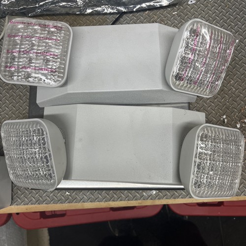 EMERGENCY LIGHTING FIXTURE 2 HEAD LED MODEL LEDR-1 120-277Vac UL LISTED ...