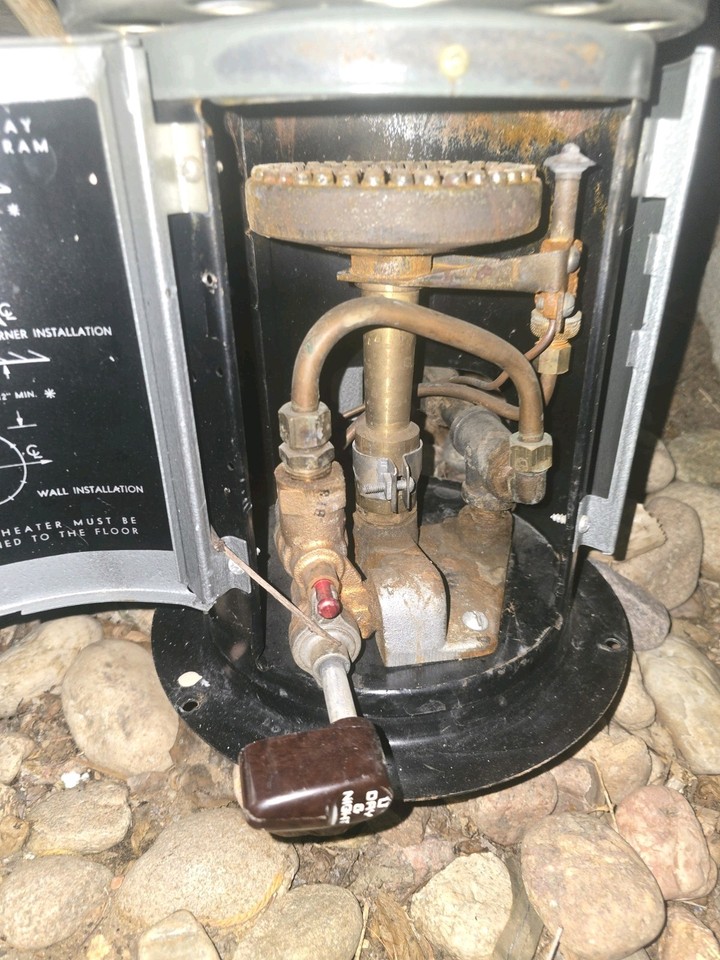 Vintage Day & Night Panel Ray Model F-18-B Propane Heater – 16,500 BTU ...