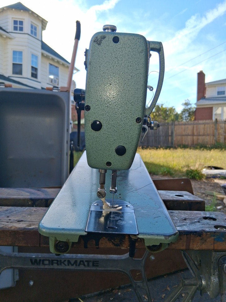 Consew 220 sewing machine head and oil pan | eBay