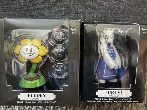 Lot 2 UnderTale Figures Series 2 1 Flowey Toriel Box Vinyl Fangamer ...