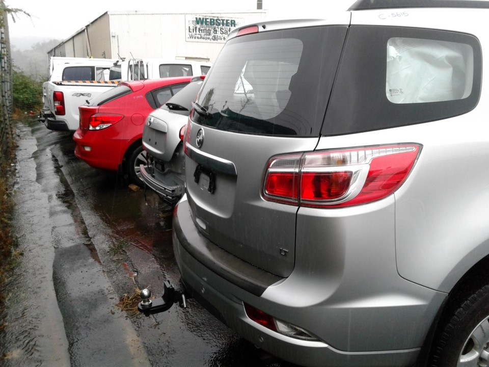 HOLDEN COLORADO AIR FLOW METER RG/RG 7, 06/12-04/15 | eBay Australia