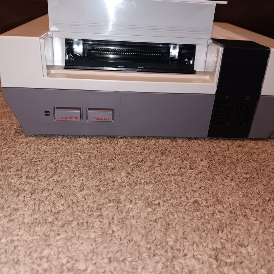 NES Nintendo 1985 Test Market Console TESTED CPU-02 Board LOW SERIAL ...