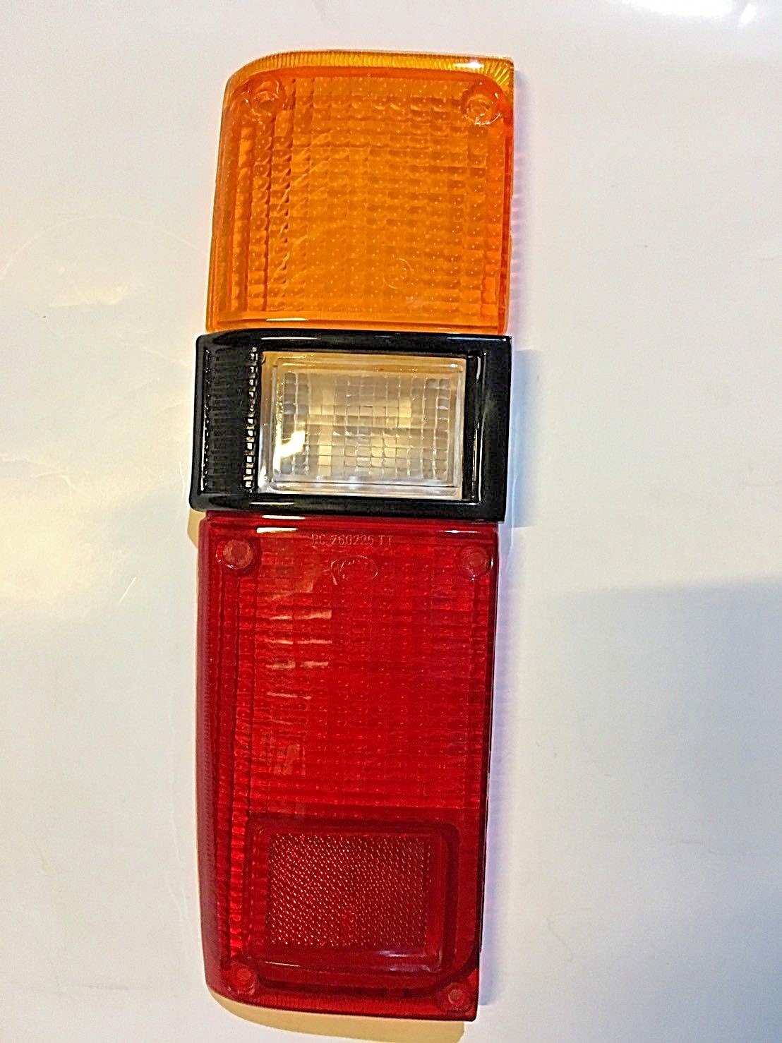 Toyota Hilux RN30 RN40 LN30 41 42 Pickup1978-83 tail lamp lights rear ...